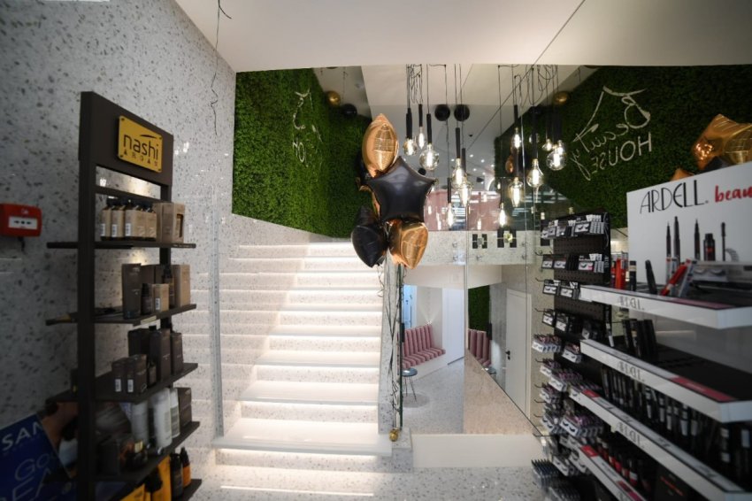 Beauty house by Ljudmila Frizersko kozmetički salon zakazivanje ...